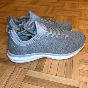 APL | Shoes | Nwt Apl Athletic Propulsion Labs Techloom Phantom | Poshmark
